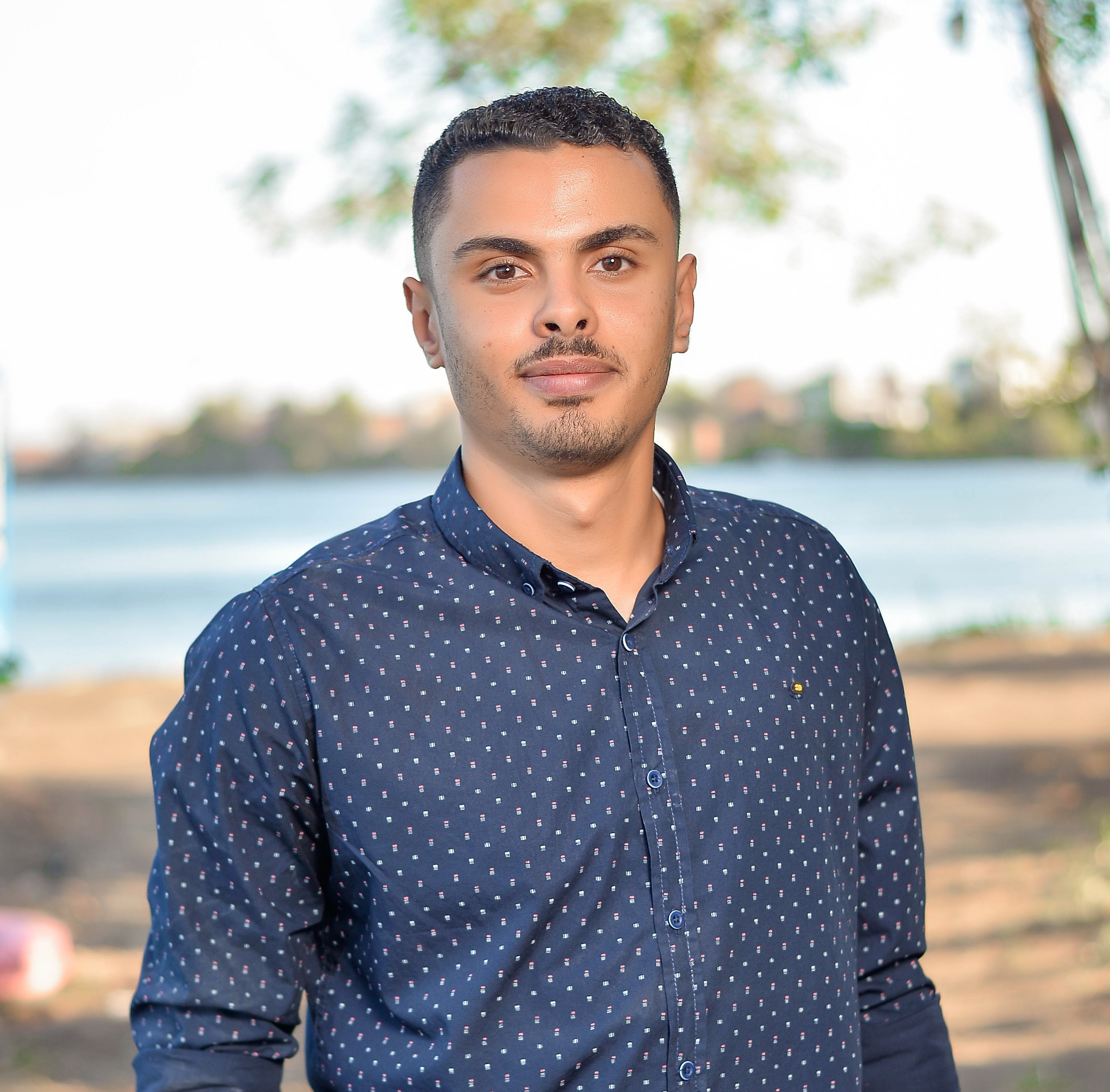 Ahmad Adel . - منصة انر